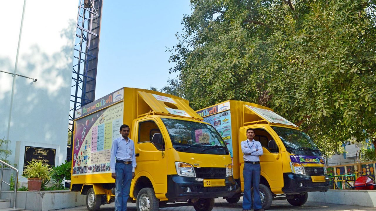 SCIENCE MOBILE VAN – Science City